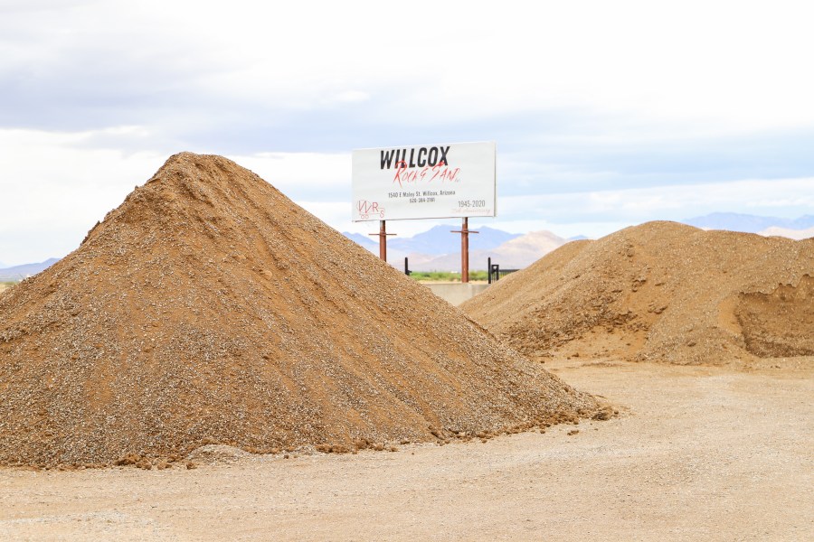 willcoxrockandsandinc.com